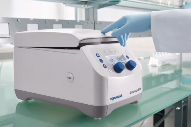Eppendorf Centrifuge 5425 Non-Refrigerated, with Rotary Knobs, Without ...